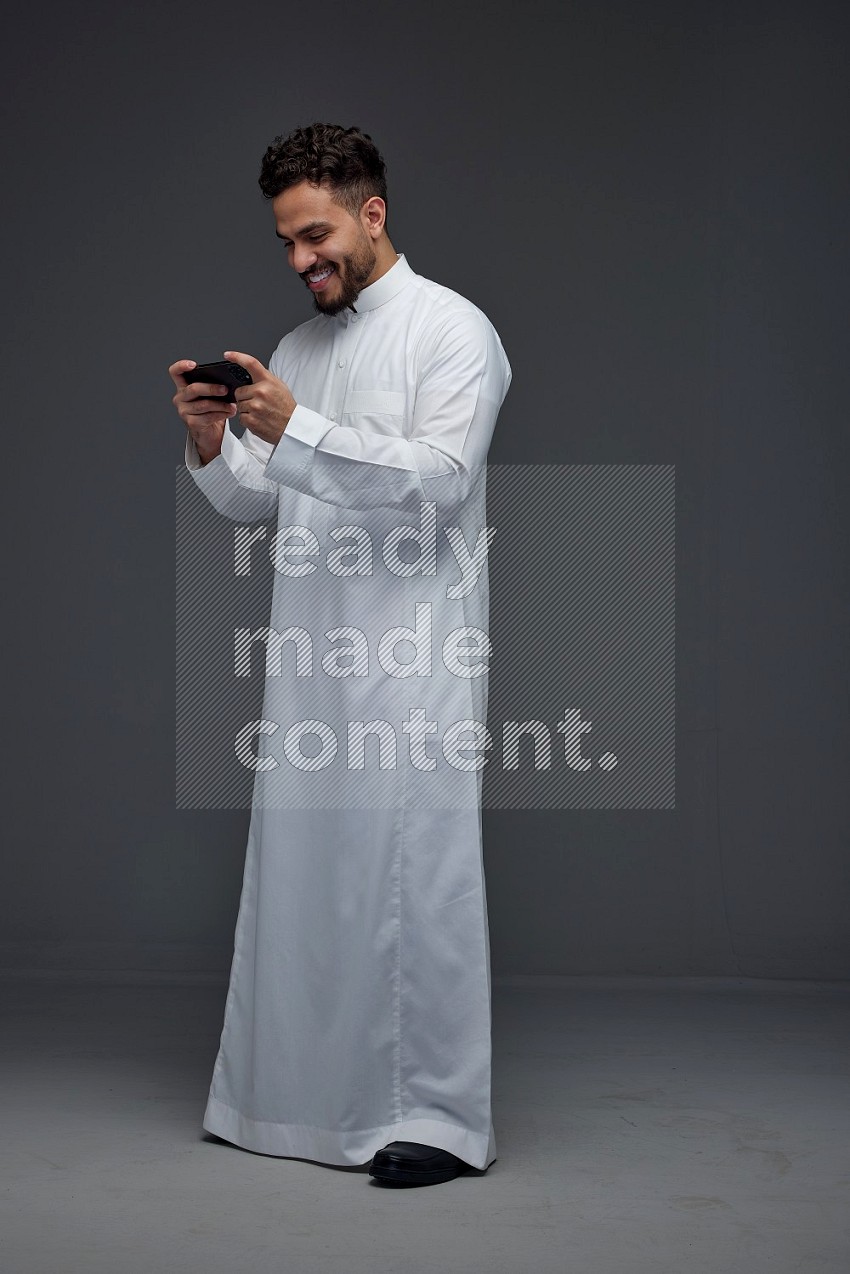 A Saudi man wearing Thobe